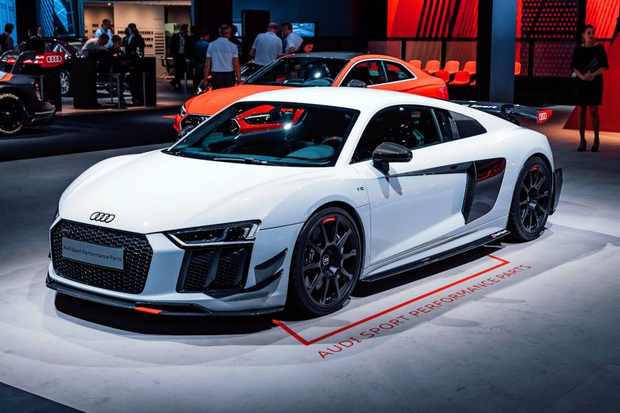 Audi R8 Performance - GT4-Rennwagen-Look ab Werk - Speed Heads