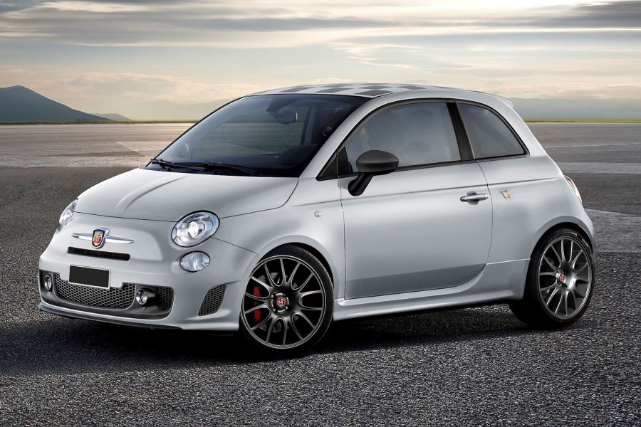 Fiat 500 Abarth: Neue Schärfe mit Performance-Kit 695 Brembo Koni - Speed Heads