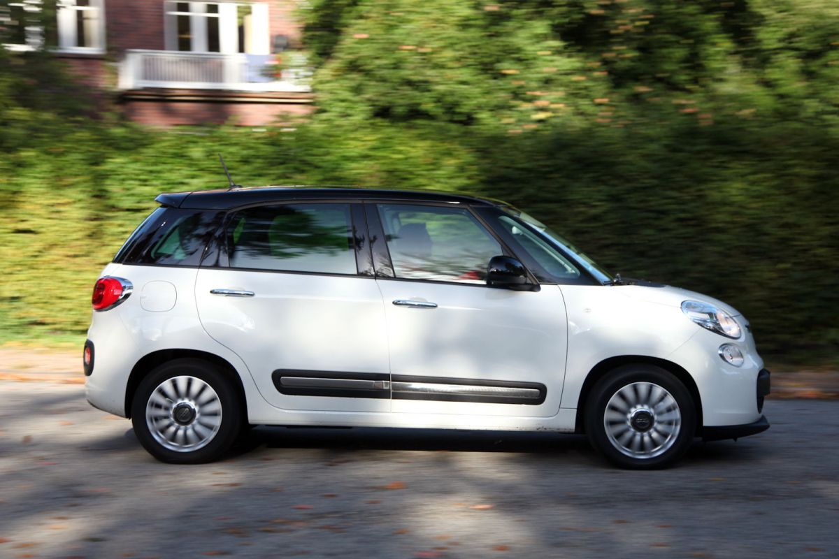 Fiat 500L Test: Dieser Minivan kocht sogar Kaffee - Speed Heads