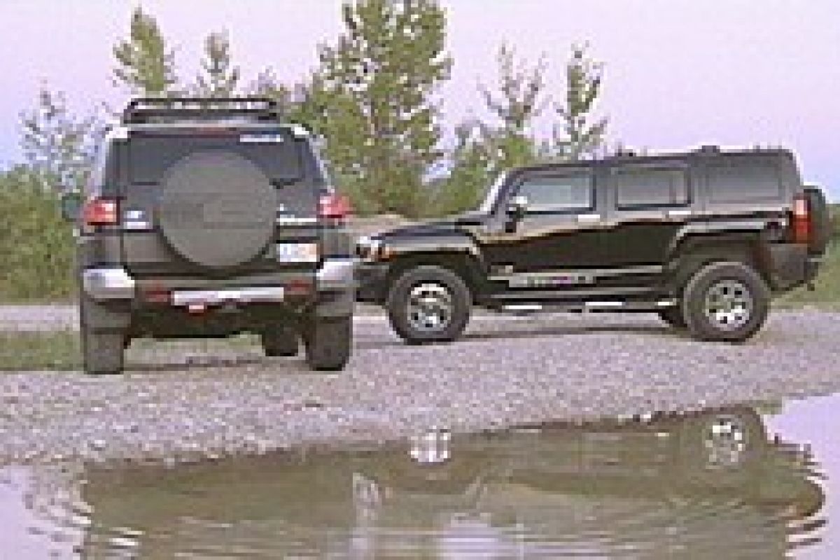 Dicke Brummer: Hummer H3 vs. Toyota FJ Cruiser - Speed Heads