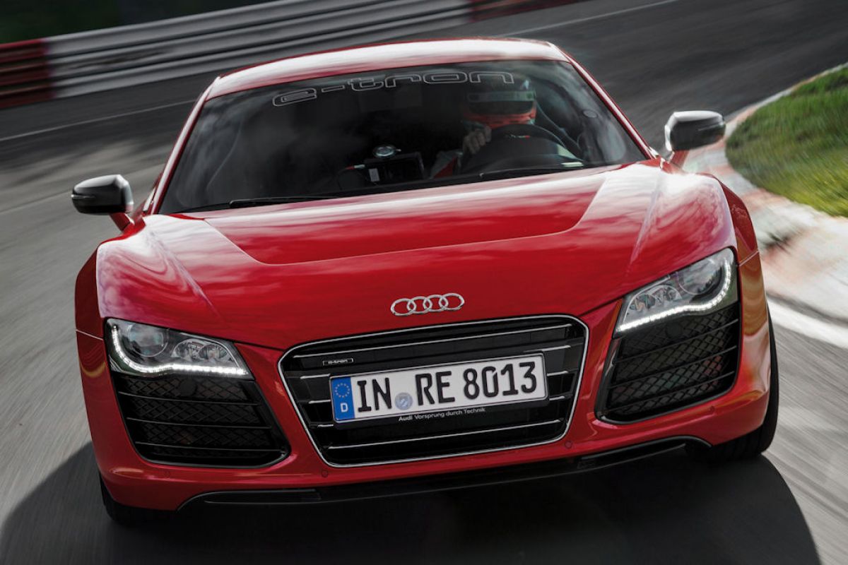 Audi R8 e-tron: Neuer Rundenrekord auf der Nürburgring-Nordschleife ...