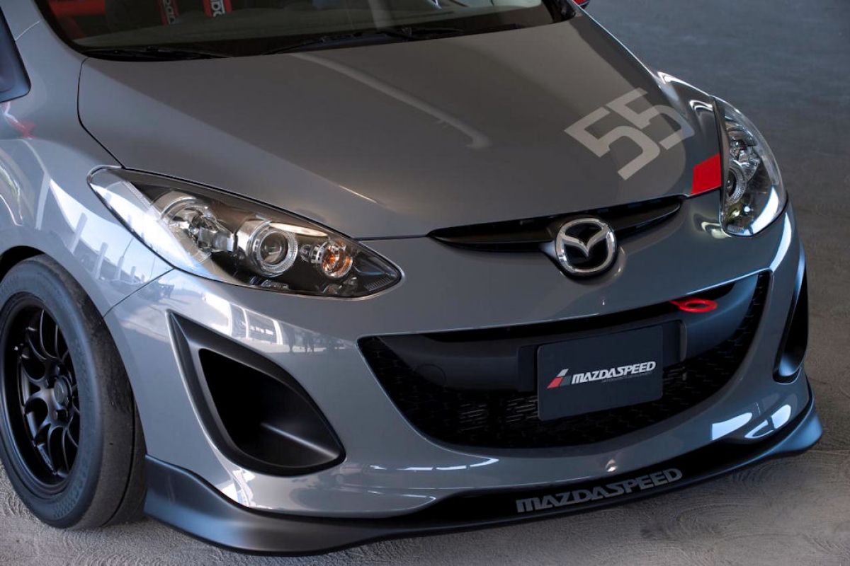 Mazda2 Evil Track: Böse dreinblickende Renn-Vision - Speed Heads