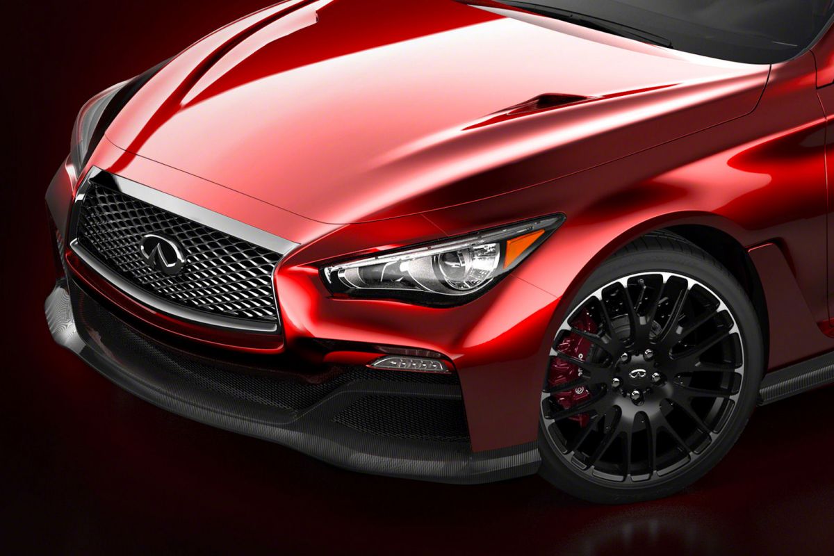 Infiniti Q50 Eau Rouge Concept: Kampfansage mit Formel-1-Support ...
