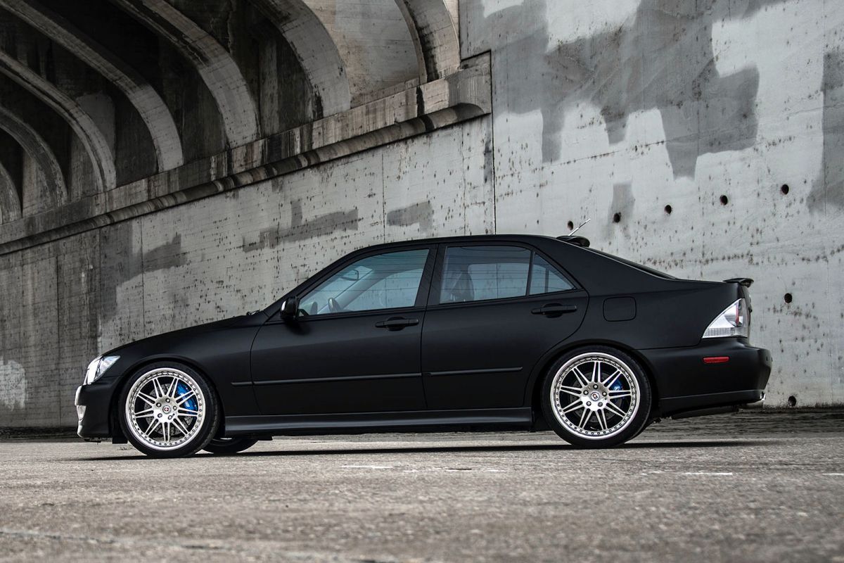 Lexus IS 300 by Maricar Cortez: Ein Klassiker in klassischer Machart ...