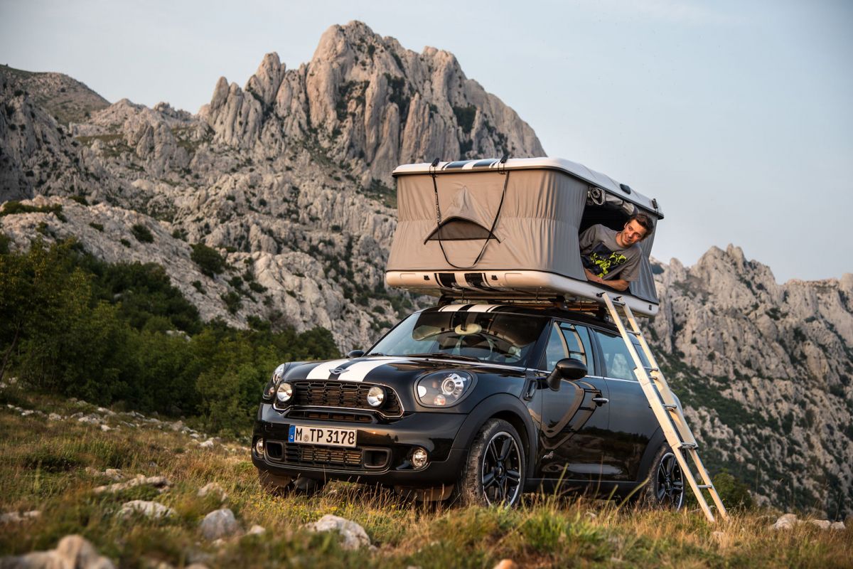 Mini Countryman ALL4 Camp: Für Abenteurer ein Zelt auf dem Dach - Speed ...
