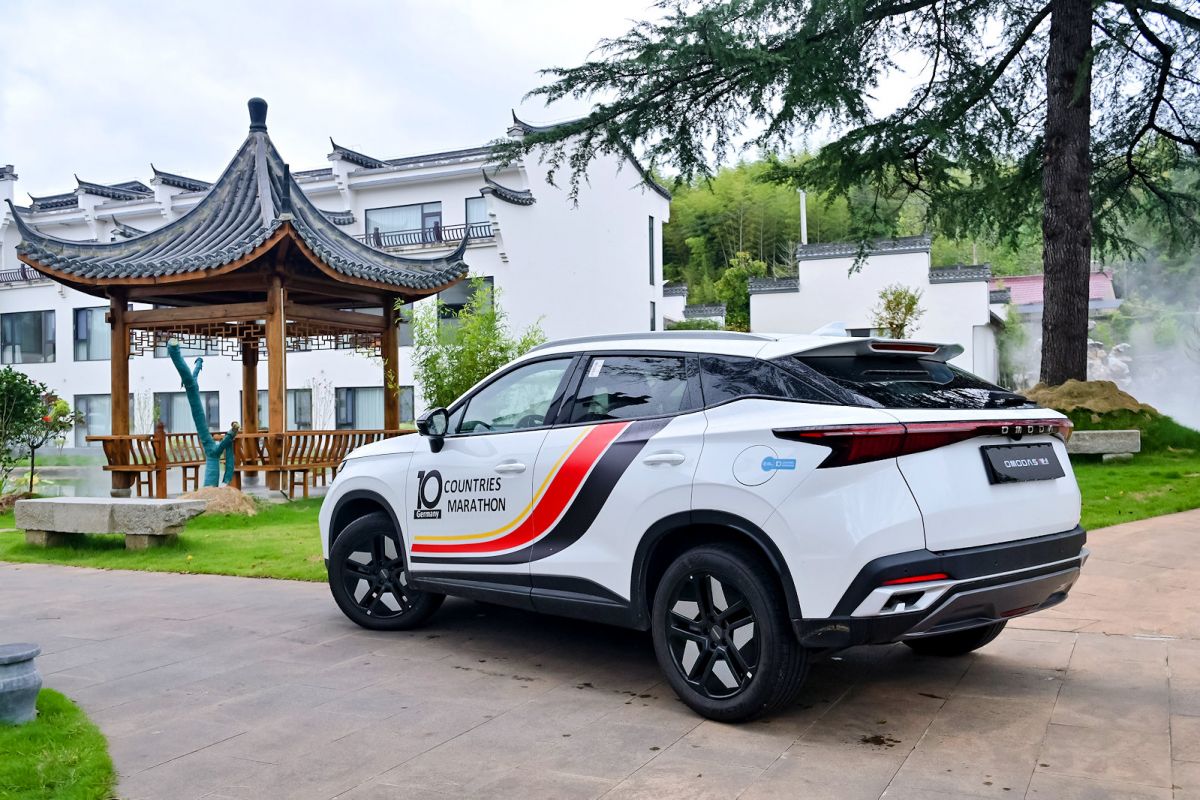 Omoda 5 Hybrid 2026 Test: Super-Hybrid der neuen Generation - Speed Heads