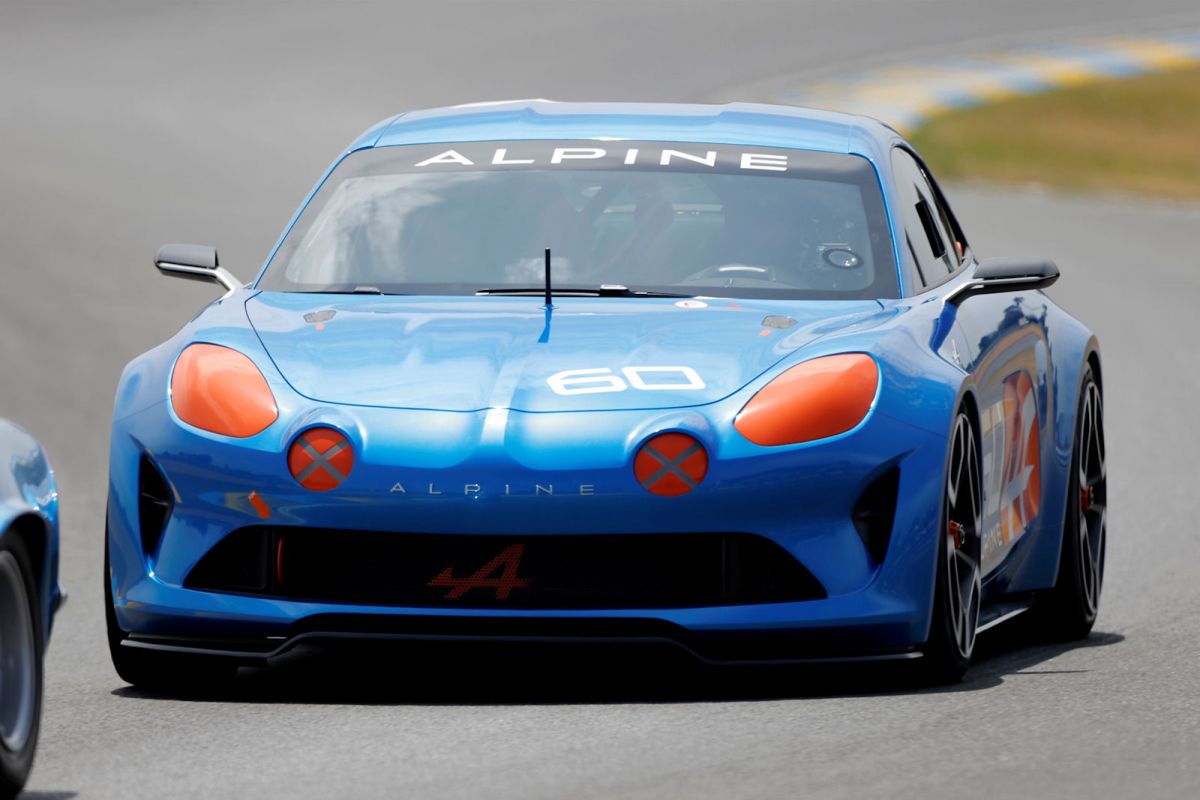 Renault Alpine Celebration: Gelüftet! So sieht der Sportwagen aus ...