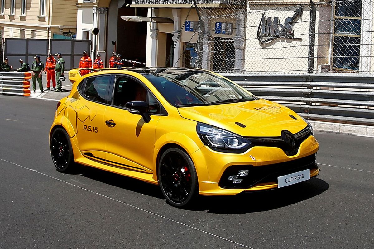 Renault Clio RS 16: Radikal! Monster-Kleinwagen mit 273 PS - Speed Heads