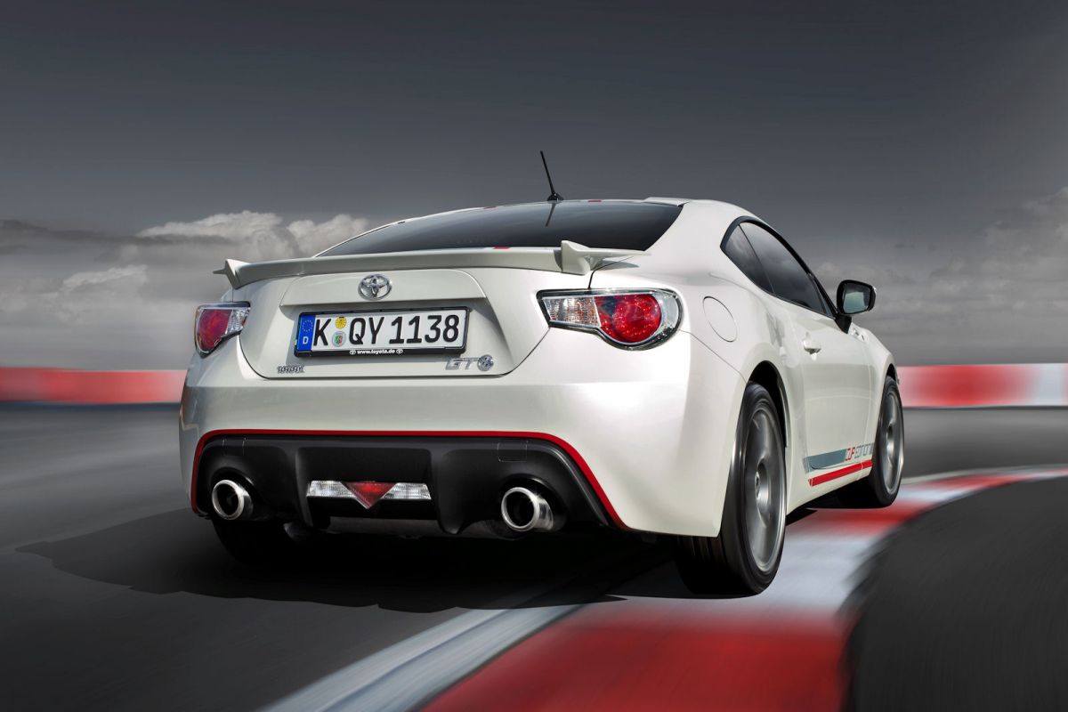 Toyota GT 86 Cup Edition: Im Rennsport-Look auf die Straße - Speed Heads