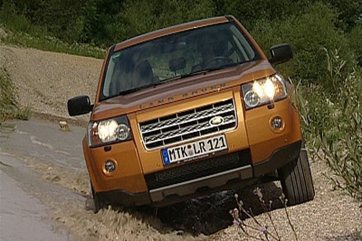 Vergleich Landrover Freelander vs BMW X3 2.0d - Speed Heads