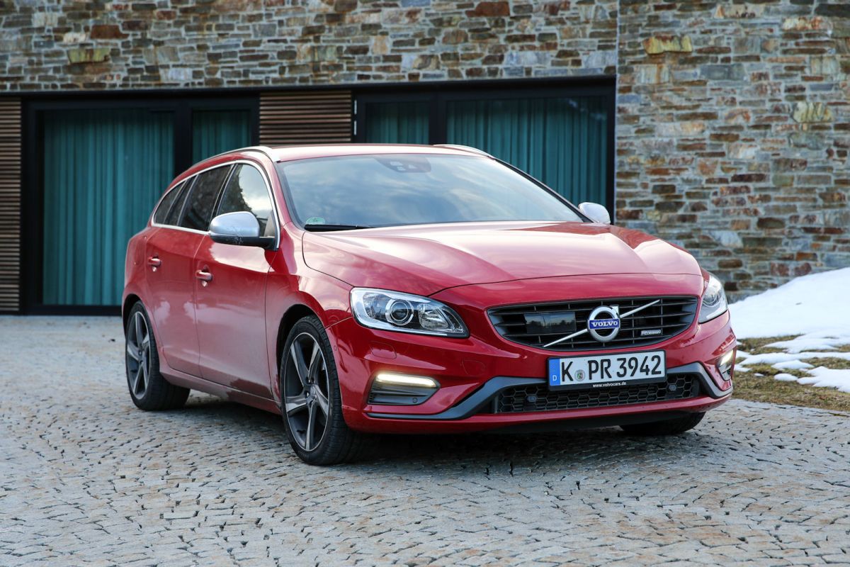 Volvo V60 D4 R-Design Test: Das ist schwedischer Sparspaß! - Speed Heads